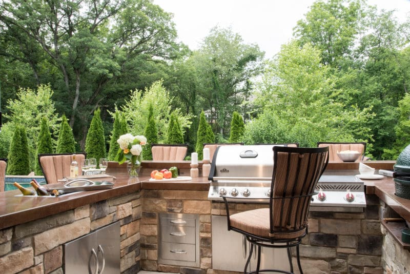 Brinnington Court – Outdoor Kitchen - Liston Design Build